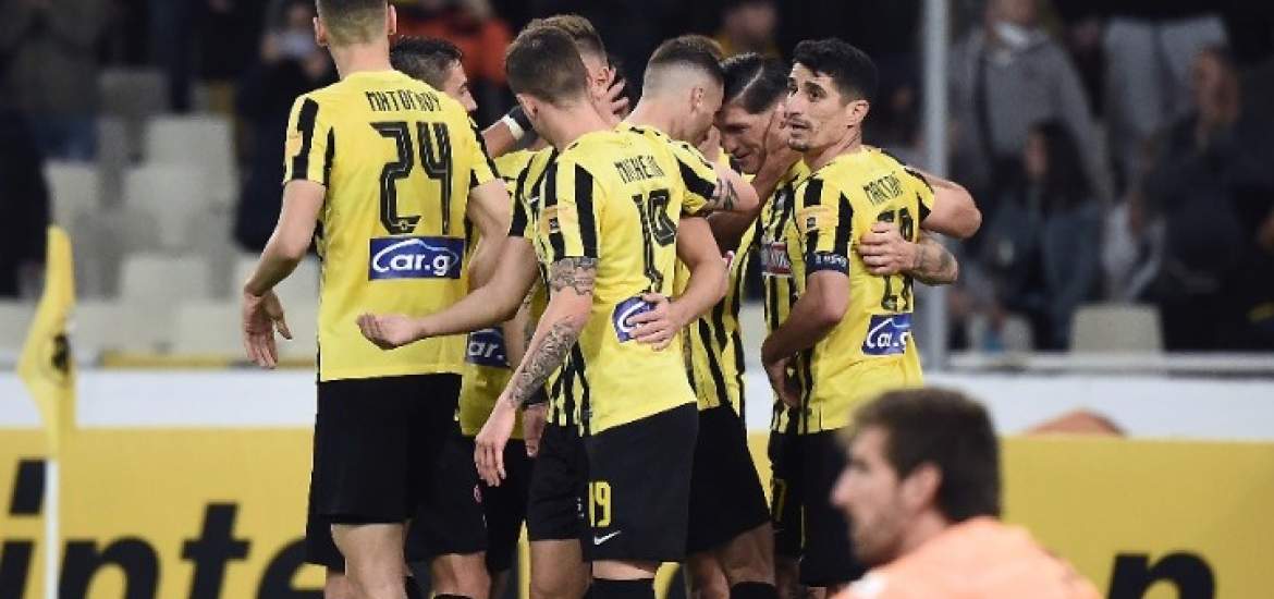 Super League 1: ΑΕΚ-Άρης 2-1 - Η Ένωση έμεινε όρθια με 10 παίκτες