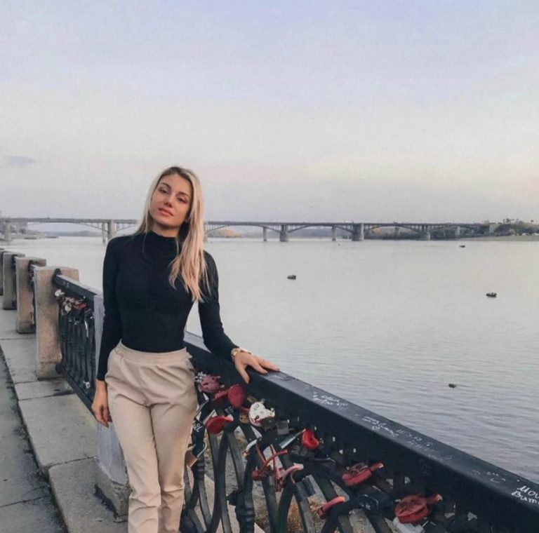 Ρωσία: Νεκρή μέσα σε βαλίτσα βρέθηκε 23χρονη - Πριν από έναν χρόνο είχε ...