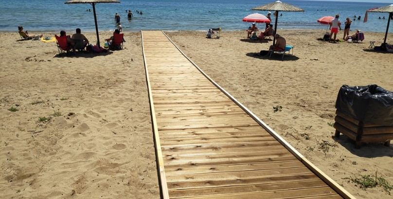 6 Μοναδικές παραλίες της Αττικής, σε απόσταση λιγότερη των 50 ...