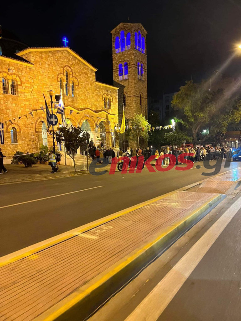 Παναγία Σουμελά: Ουρά σχηματίζουν οι πιστοί στην Πανόρμου για να ...