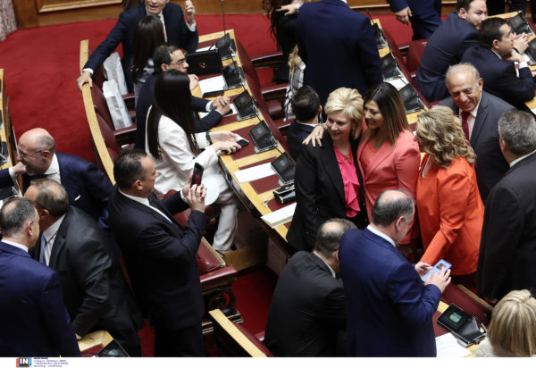 Εκλογές 2023: Ορκίστηκε η νέα Βουλή - ΦΩΤΟ & ΒΙΝΤΕΟ από την ορκωμοσία