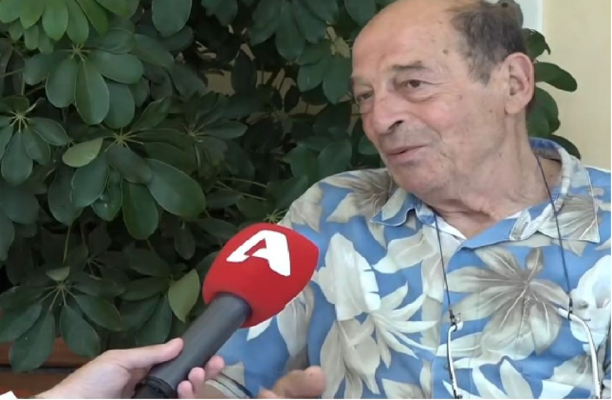 Μανουσάκης για Γκλέτσο: «Άπλωσε τα πόδια παραπάνω από το πάπλωμά του»