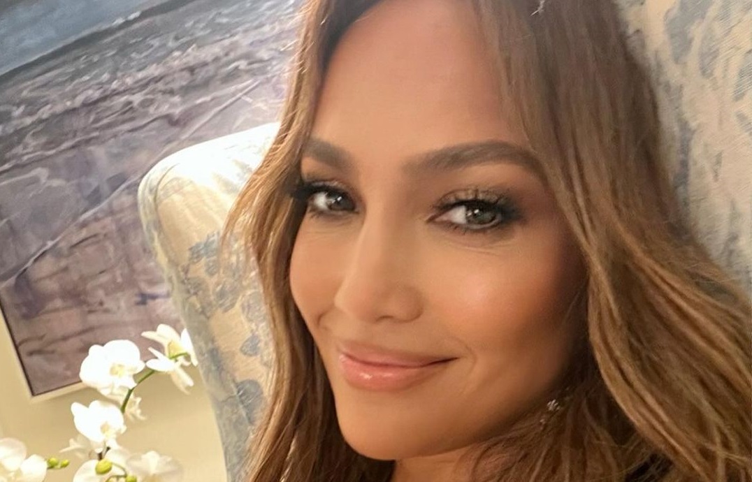 Τζένιφερ Λόπεζ: Κλείστηκε έξω από το γυμναστήριο - Τα «γαλλικά» στους ...