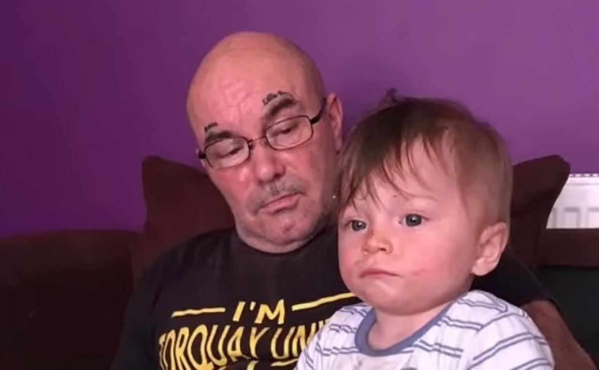 Βρετανία: Θύελλα αντιδράσεων για τον θάνατο 2χρονου παιδιού από ασιτία ...