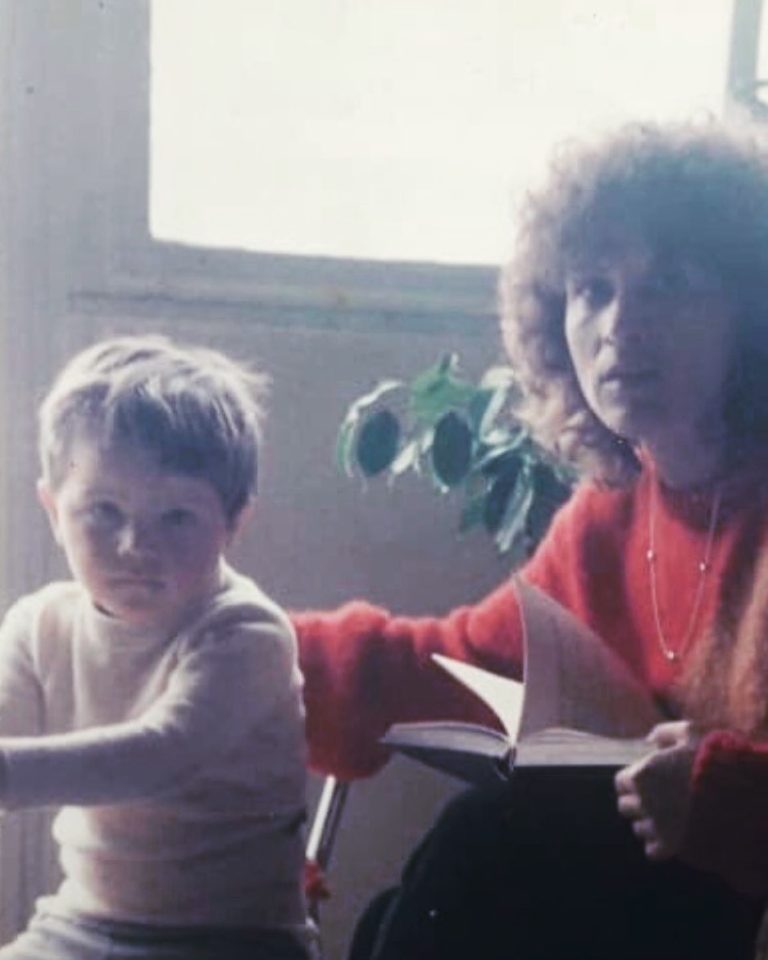 Αναγνωρίζετε το αγοράκι της φωτογραφίας; - Είναι νικητής του Survivor