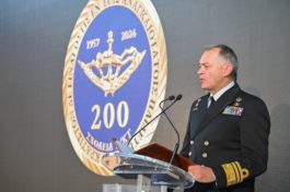 ΟΥΚ: Συνωστισμός από «βατράχια» στο Ναυτικό Οχυρό Σκαραμαγκά