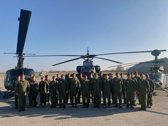 Το Top Gun των ελικοπτέρων της Αεροπορίας Στρατού - Δείτε φωτογραφίες