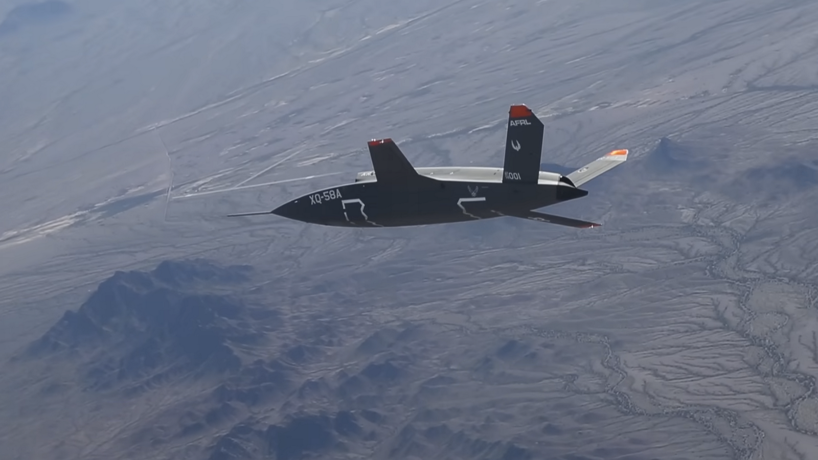 Valkyrie: Το «loyal wingman» που εξετάζει η Πολεμική Αεροπορία για F-35 ...