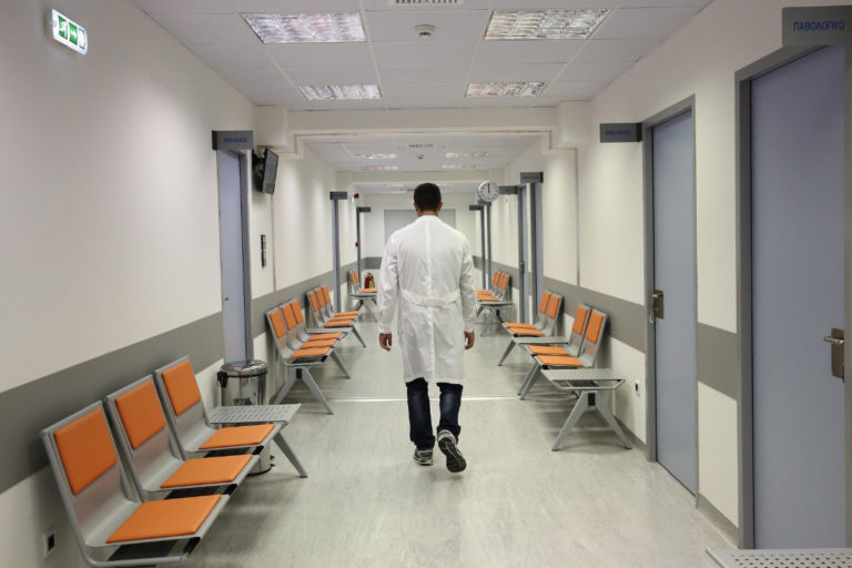 Την επόμενη εβδομάδα η προκήρυξη για 1.000 μόνιμες θέσεις γιατρών στα ...