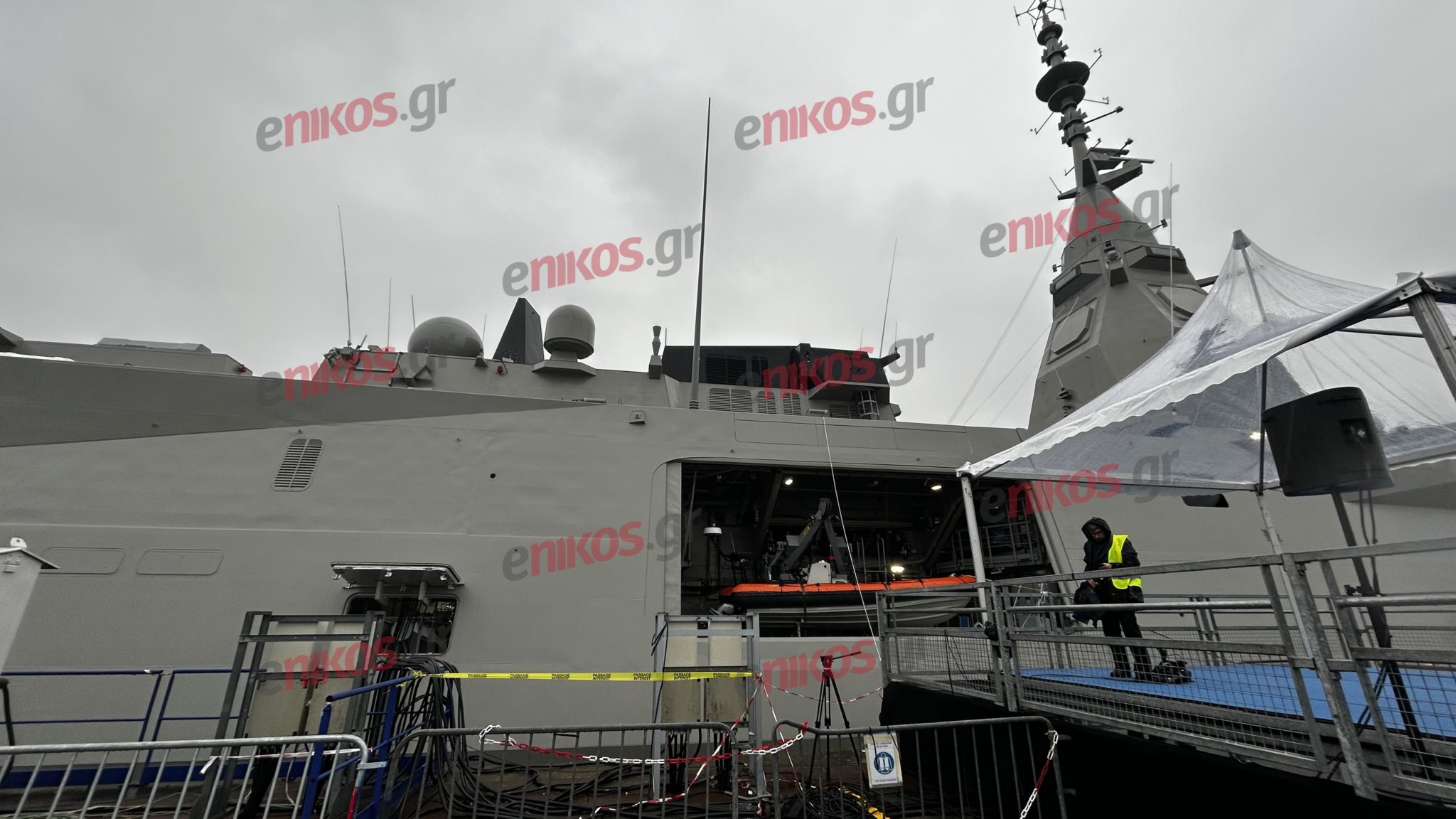 Λοριάν: Η ύψωση της ελληνικής σημαίας στην πρώτη φρεγάτα FDI Belharra ΚΙΜΩΝ