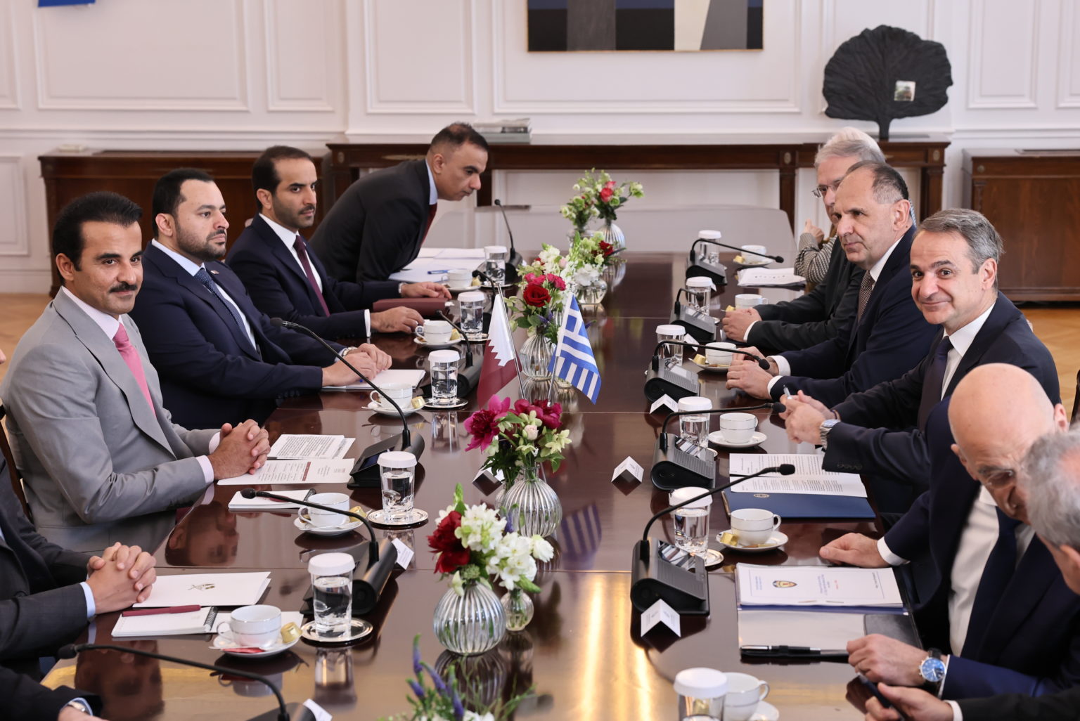 Μητσοτάκης: Τι συζητήθηκε στη συνάντηση με τον Αλ Θάνι - «Νέο κεφάλαιο ...