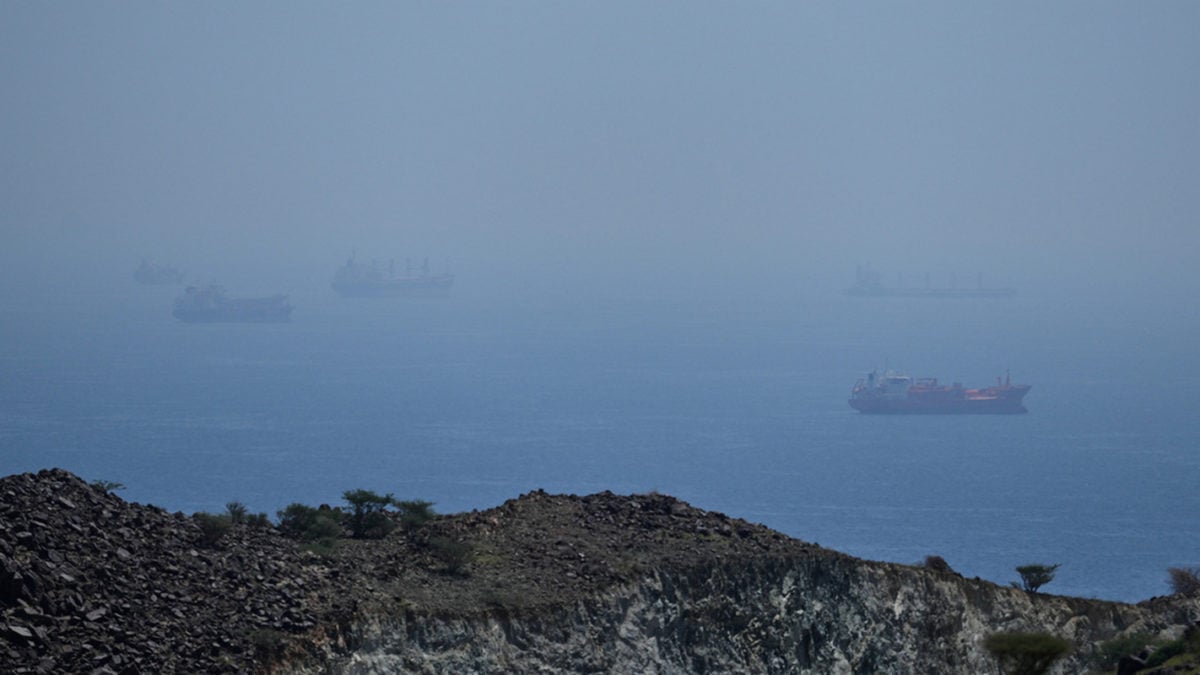 Η Maersk ανακοίνωσε πως πλοίο της διέπλευσε τα Στενά του Ορμούζ ...